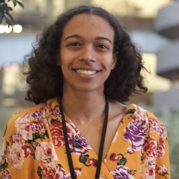 Julia Nepper – Tiny Earth