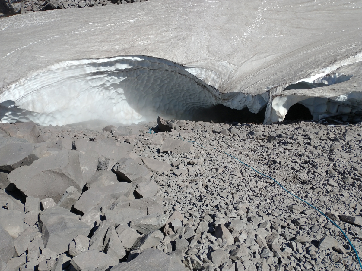 Extremophiles from Mount Saint Helens ice caves inspire a unique ...